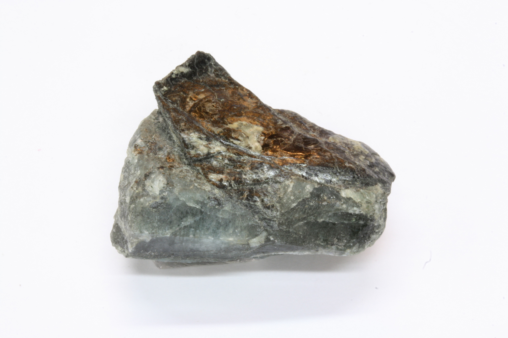 Apatitt krystall med Phlogopitt 13g 2x3cm fra Ødegaard Verk Bamble ...